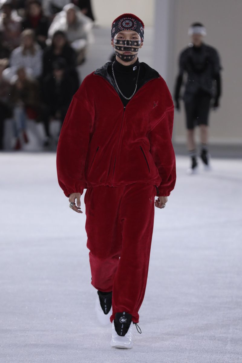 Alexander Wang COLLECTION 1. Show (Alexander Wang)