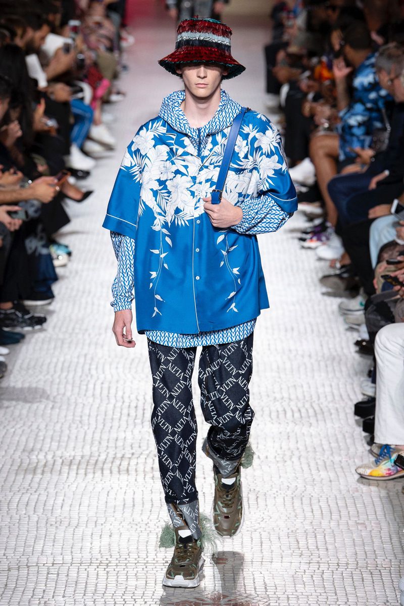 Valentino S/S 19 Men's Show (Valentino)
