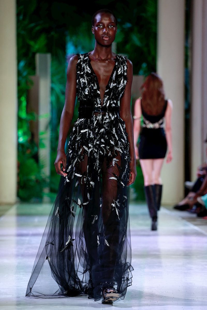 Azzaro Haute Couture Fall 2018 Show (Azzaro Paris)