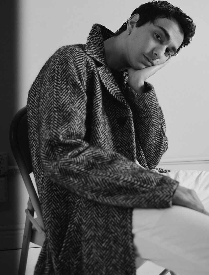 Alex Wolff Lost A Little Bit of His Sanity While Filming Hereditary (W ...