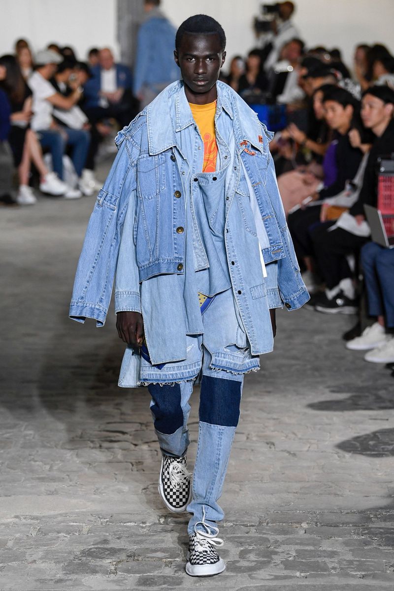 Maison Mihara Yasuhiro S/S 19 Men's Show (Mihara Yasuhiro)