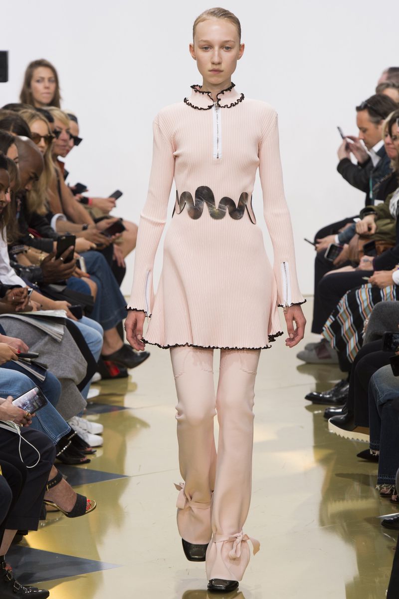 J.W. Anderson S/S 16 Show (J.W. Anderson)