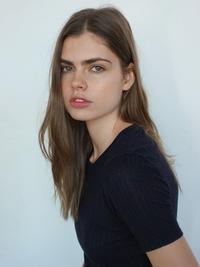 Gwen Van Meir - Model Profile - Photos & latest news