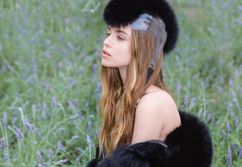 Neo Barbarella: The Conqueror of planet Earth (Neo 2)