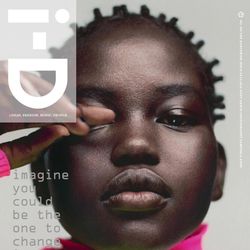 Holly Shackleton - Editor Profile - Photos & latest news