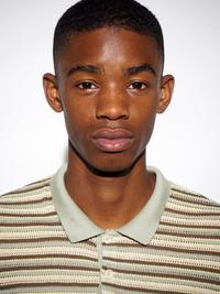 Montell Martin - Model - detail by people