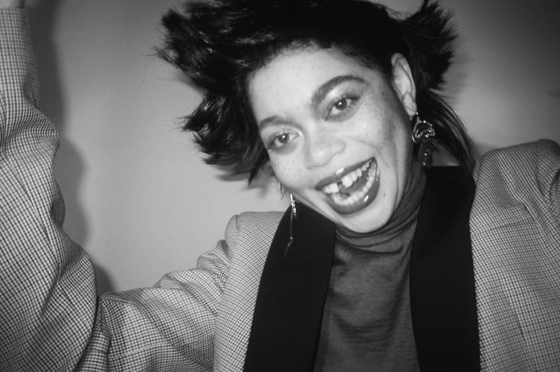 Dancing With Myself for Desphosphenes (Various Editorials)