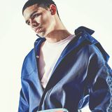 Off The Shoulder (Essential Homme)