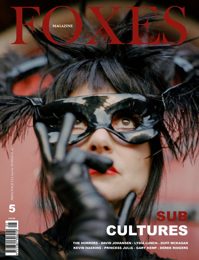 Foxes Magazine SS 2018 cover (Foxes Magazine)