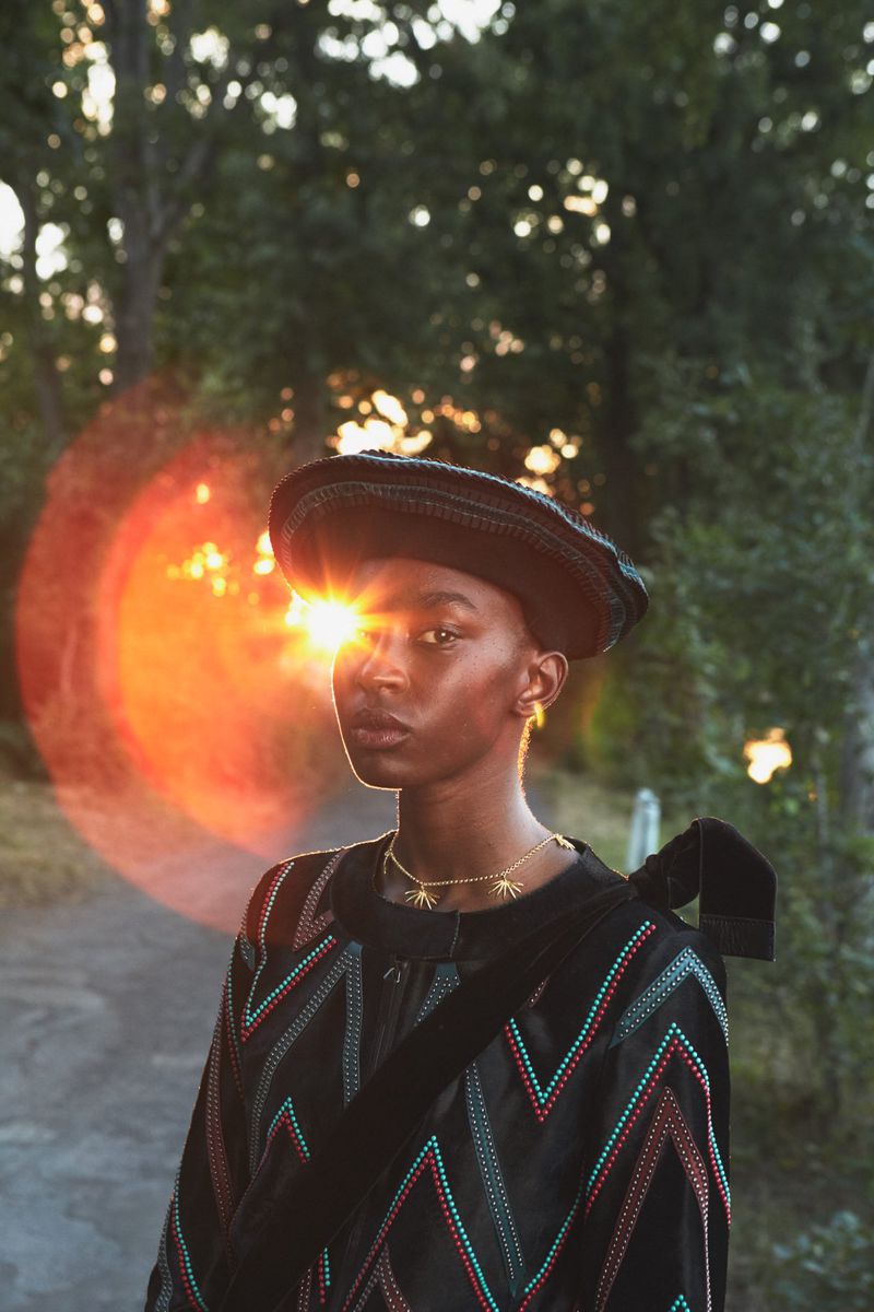 NICOLE ATIENO by Ronald Dick (L'Officiel Italia)