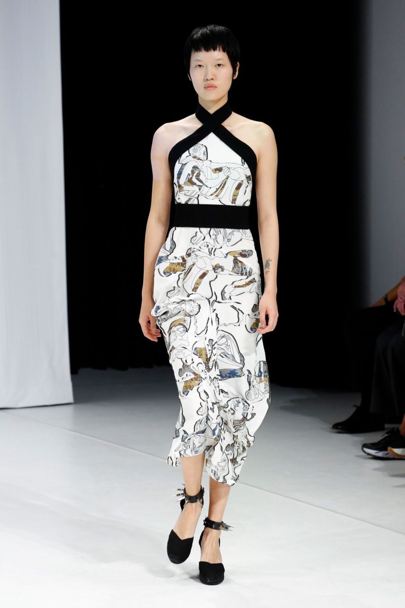 Chalayan S/S 19 Show (Chalayan)