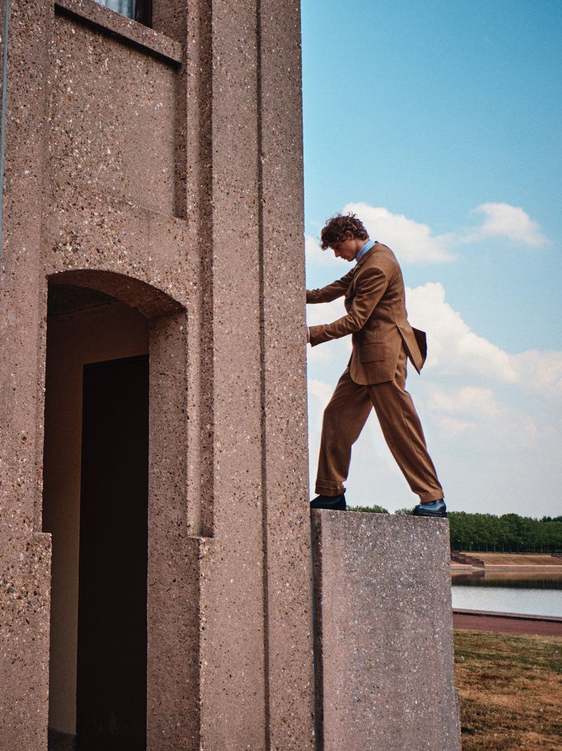 Land of the lost (H Magazine)