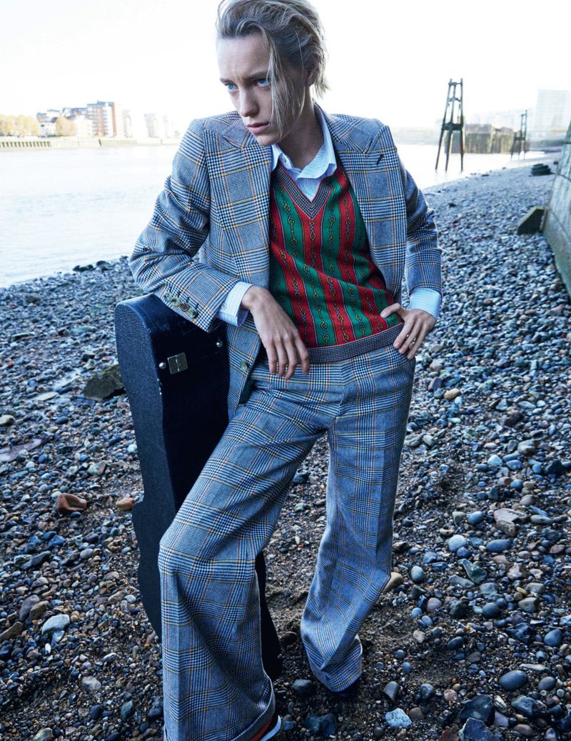 Irresistible (Vogue France)