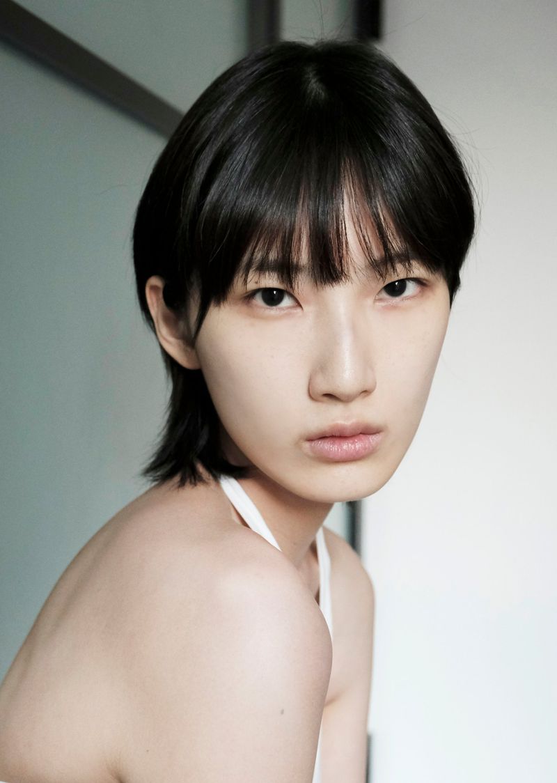 Muse Management S/S 2019 Polaroids/Portraits (Polaroids-Digitals)