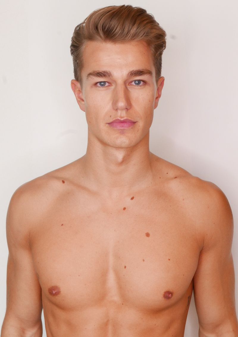 Two Management LA 2019 Polaroids (Polaroids-Digitals)