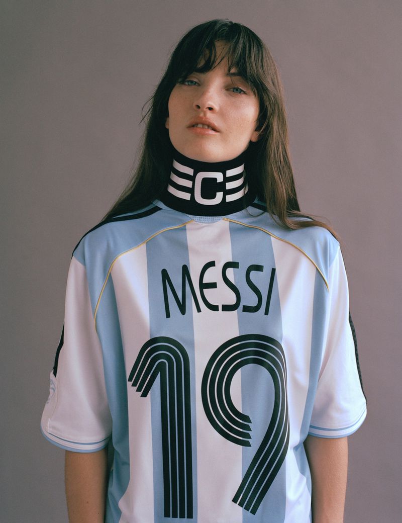 A homage to Messi - Soccerbible Magazine (Various Editorials)