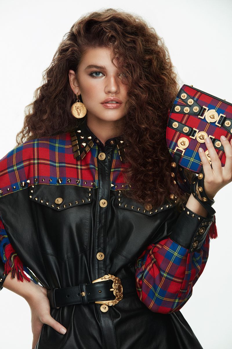 Beauty by Gosia Turczynska (Elle Poland)