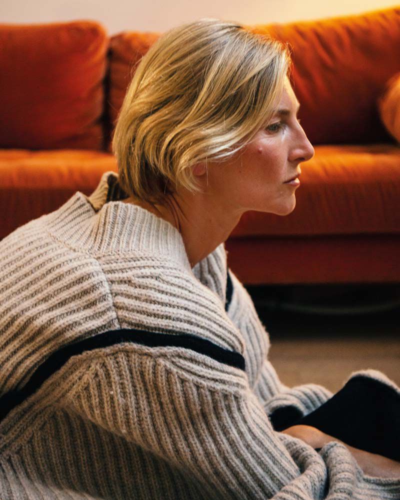 Ahead of time - Elizabeth Von Guttman (ODDA Magazine)