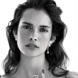 Zoe Barnard - Model Profile - Photos & latest news