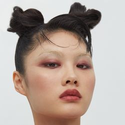 Ting Chen - Model Profile - Photos & latest news