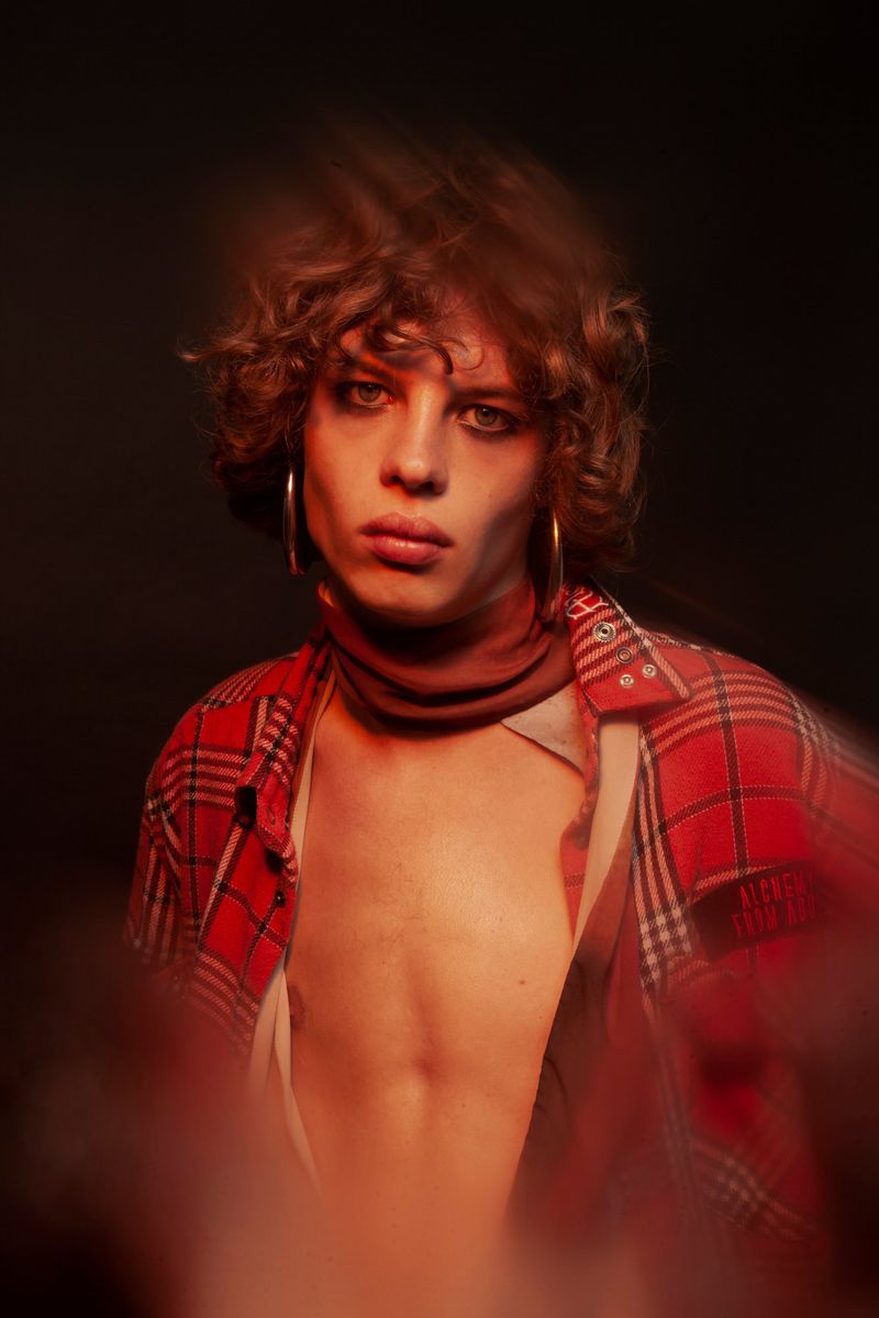 Here's looking at you, kid. (Commons & Sense Magazine)