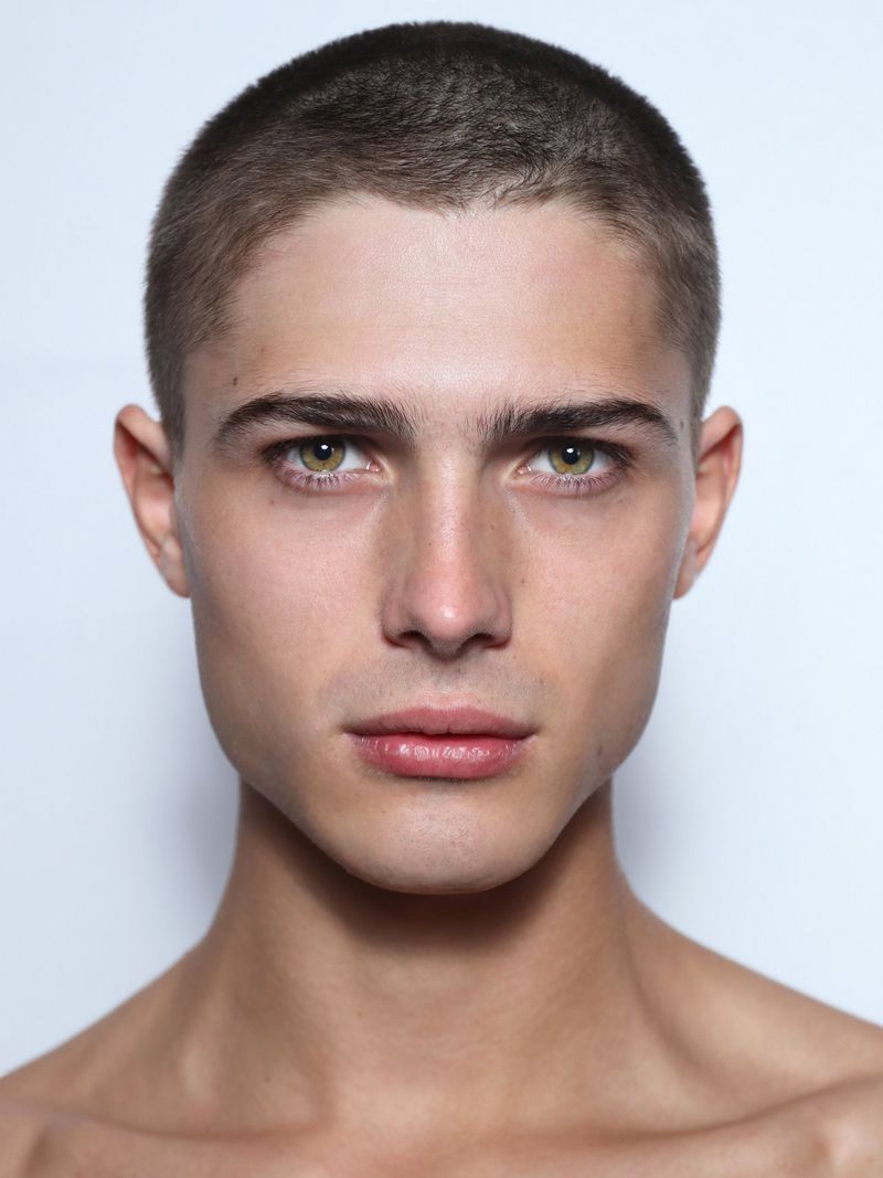 16 Men 2019 Polaroids (Polaroids-Digitals)