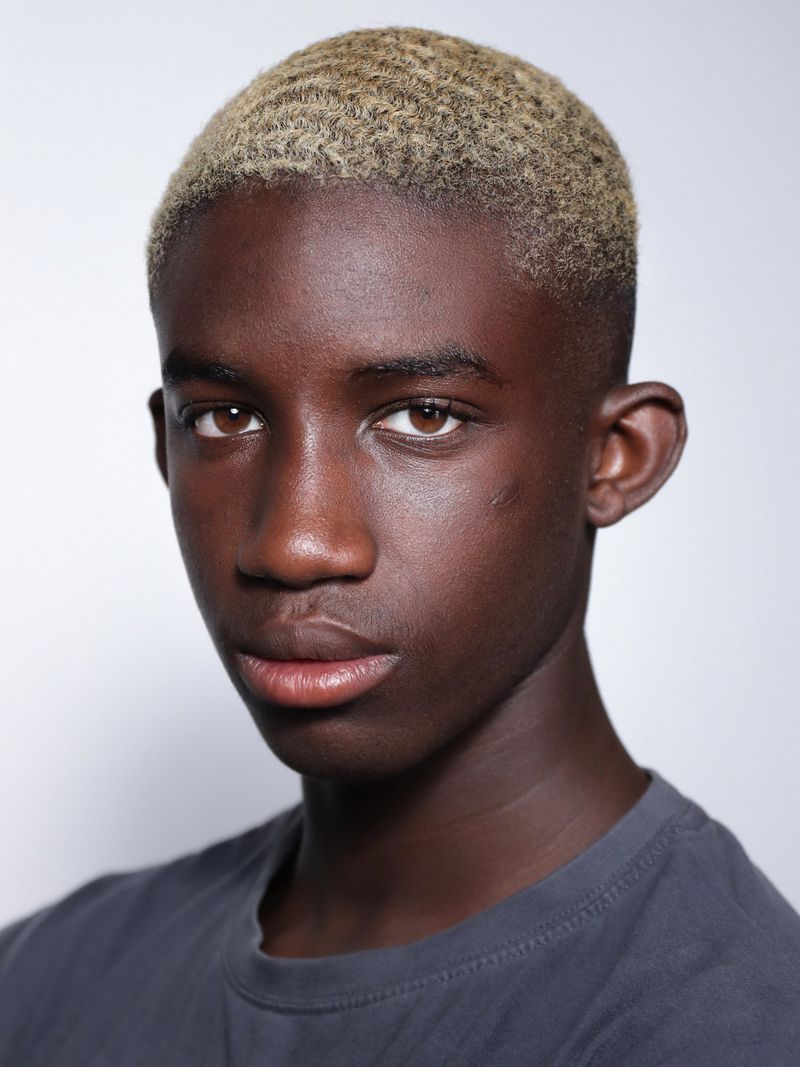 16 Men 2019 Polaroids (Polaroids-Digitals)