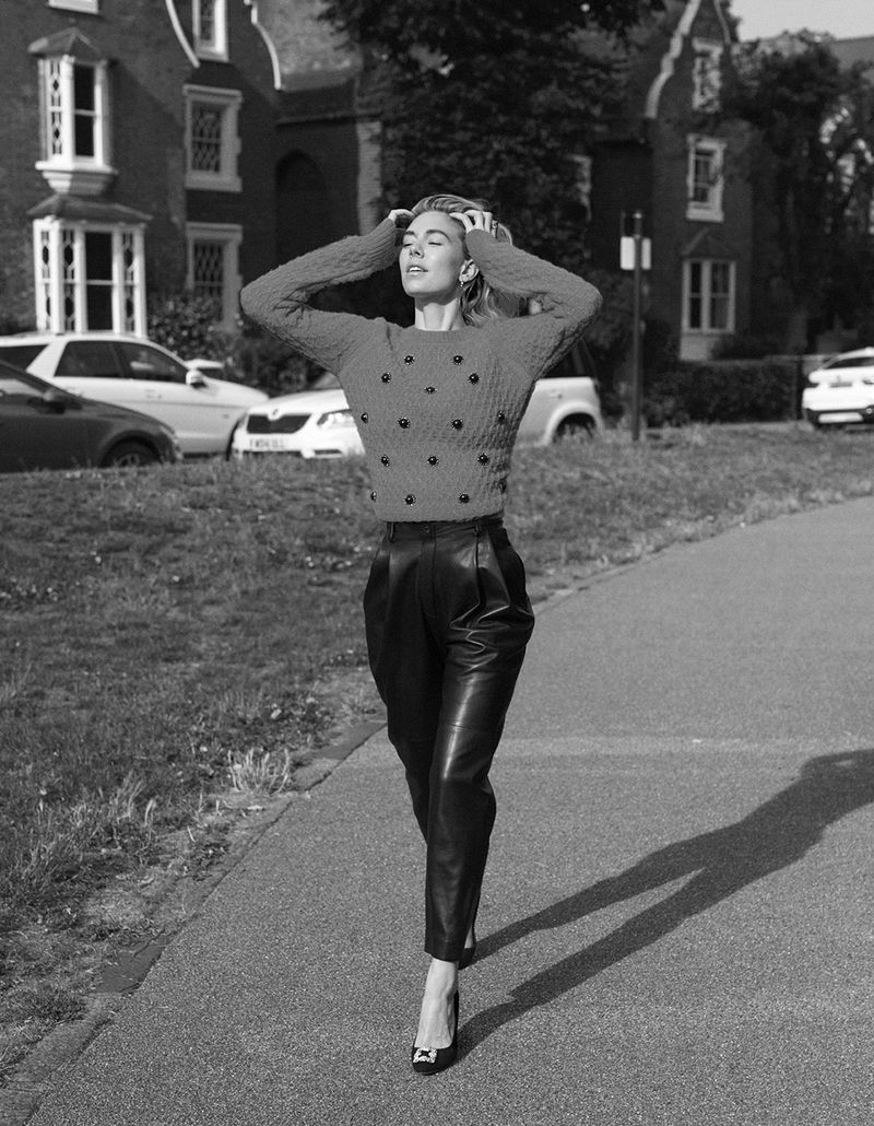 Vanessa Kirby (Vogue China)