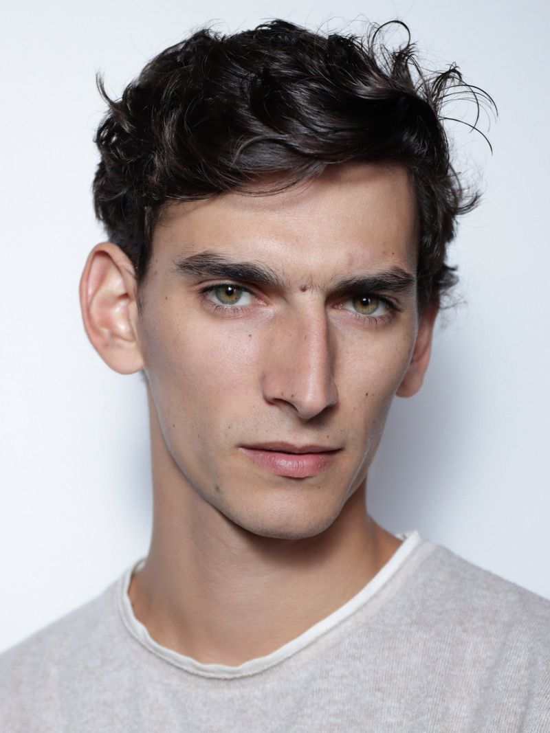 16 Men 2019 Polaroids (Polaroids-Digitals)