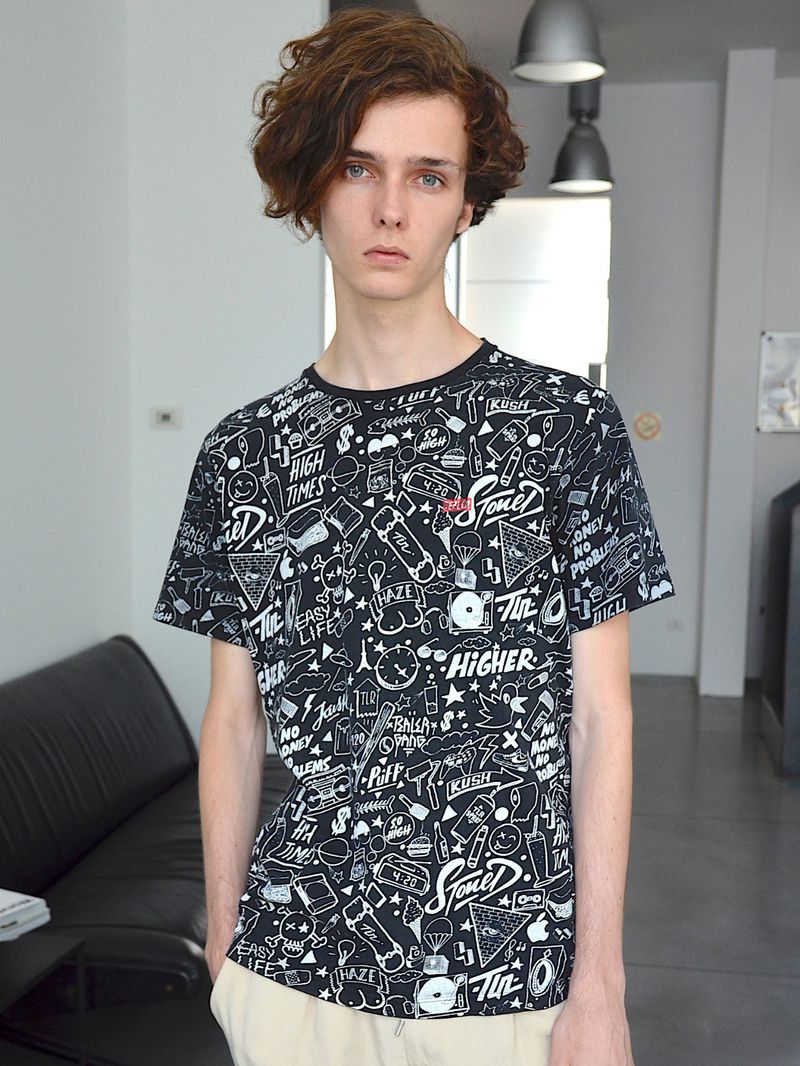 16 Men 2019 Polaroids (Polaroids-Digitals)