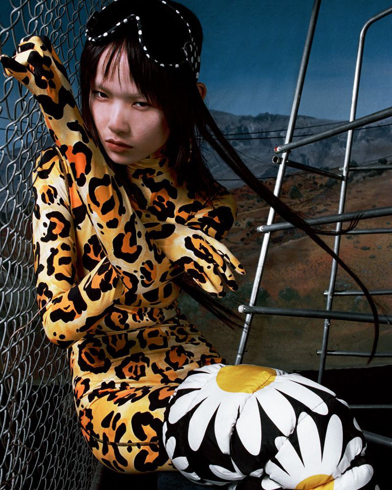 Photography Hugo Comte (Document Journal)