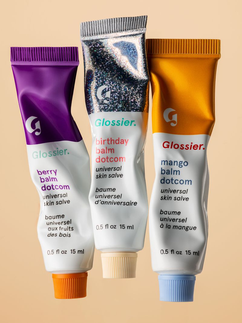 Glossier Holiday 2019 Campaign (Glossier)