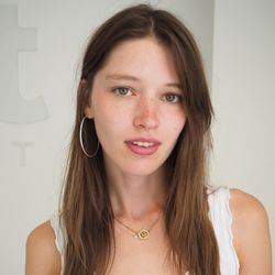 Lottie Hayes - Model Profile - Photos & latest news