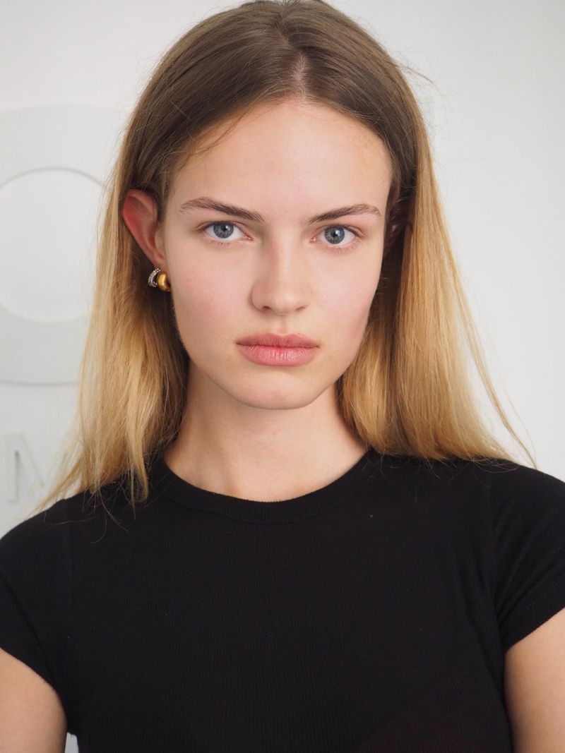 Select Model Management London 2020 Polaroids/Digitals (Polaroids-Digitals)