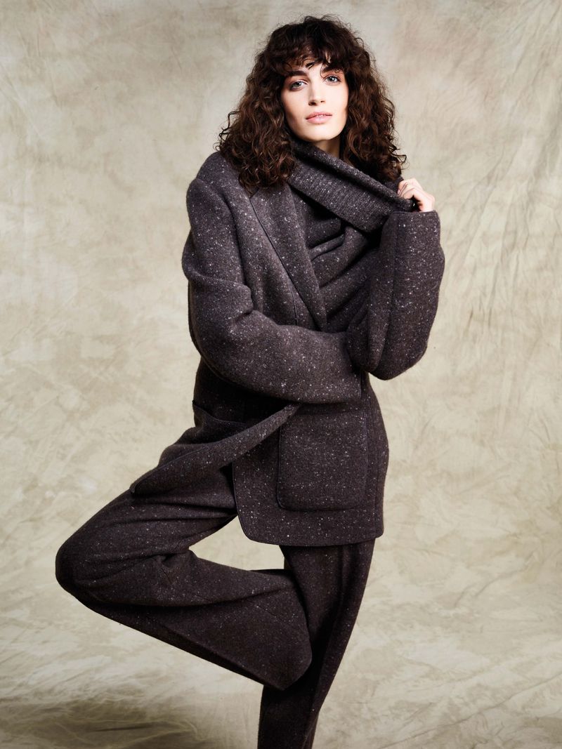 Greta Ferro (L'Officiel Italia)