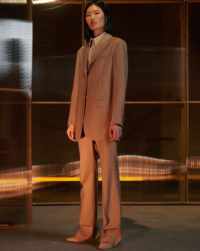 Moon Choi F/W 19 Presentation (Various Shows)