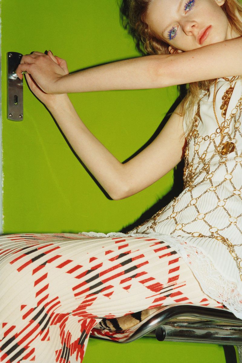 Stay by my side (SSAW Magazine)