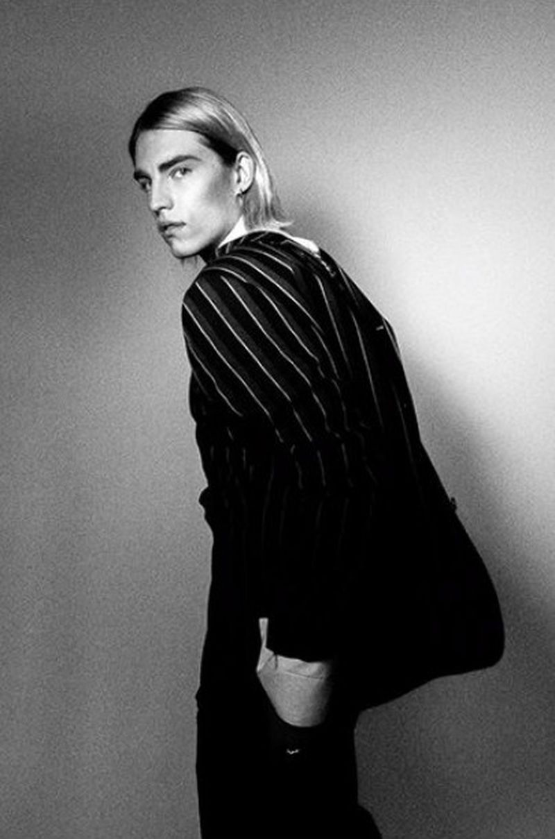 FORGET YOUR FUTURE, FORGET YOUR PAST (RAIN Magazine)