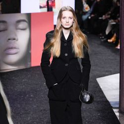 Margot Howell - Model Profile - Photos & latest news