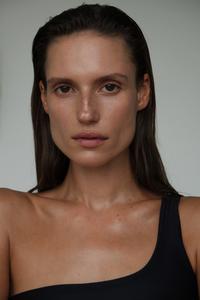 Cate Underwood - Model Profile - Photos & latest news