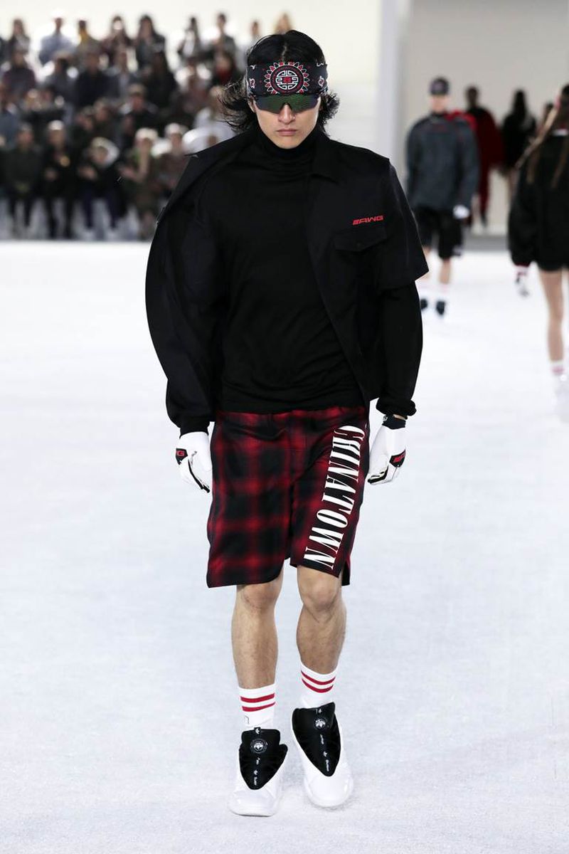 Alexander Wang COLLECTION 1. Show (Alexander Wang)