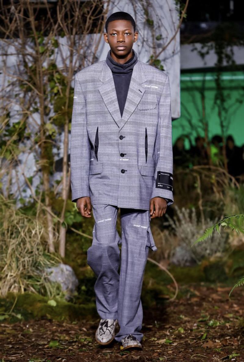 Off-White F/W 19 Men's Show (Off-White)