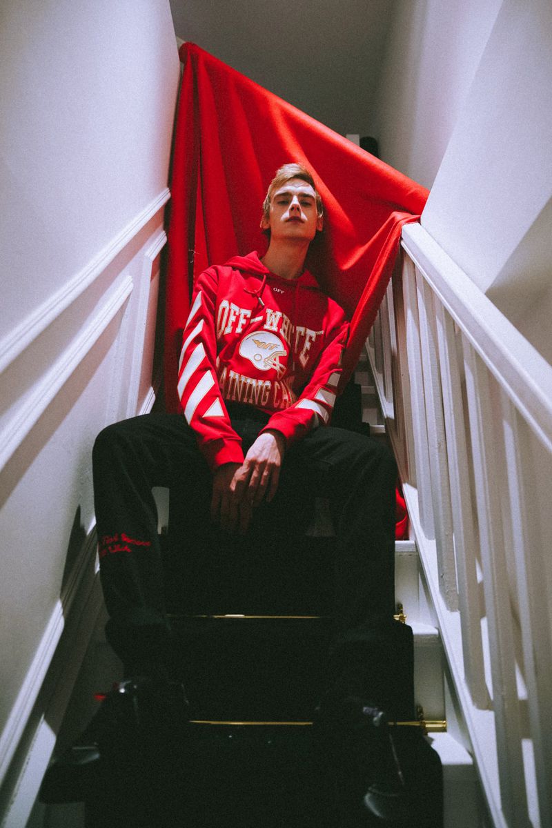 Off-White Capsule X Saks 5th Ave (Off-White)