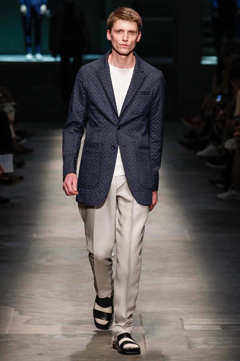 Ermenegildo Zegna S/S 15 Show (Zegna)