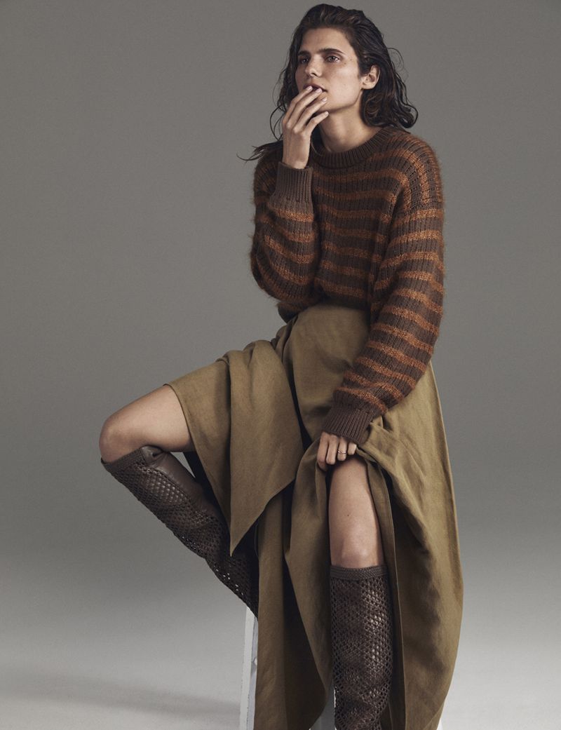 Lake Bell (Story + Rain)