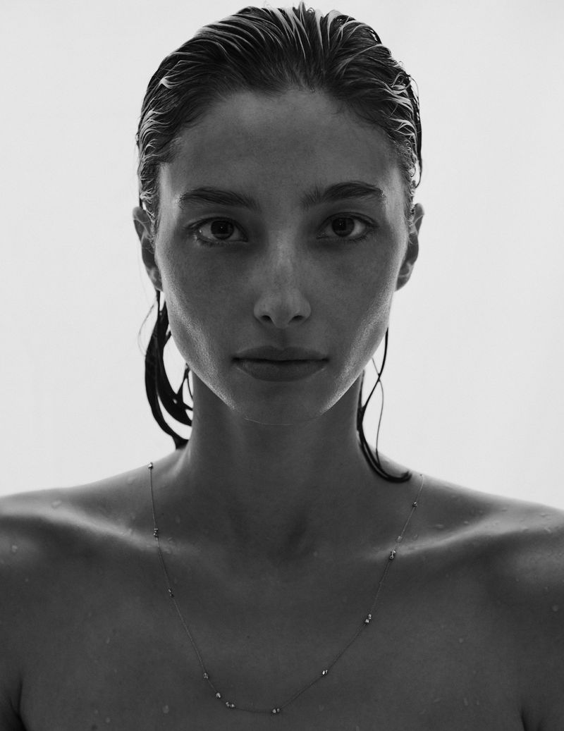 Photography Chris Colls (Vogue Polska)