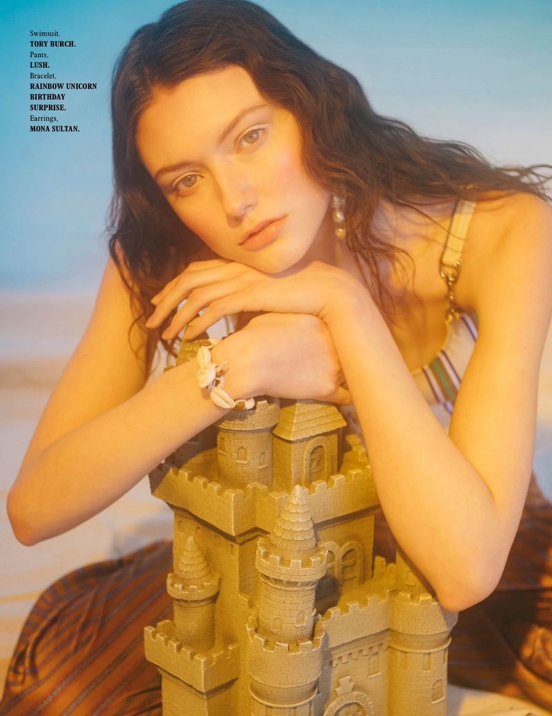 Vacation Mode (L'Officiel Singapore)