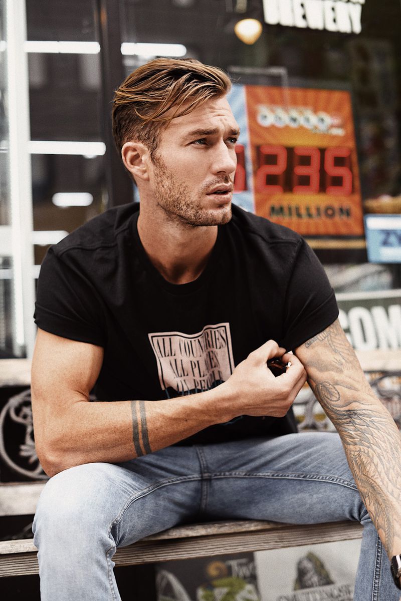 Chad Hurst by Kevin Roldan (MMScene)