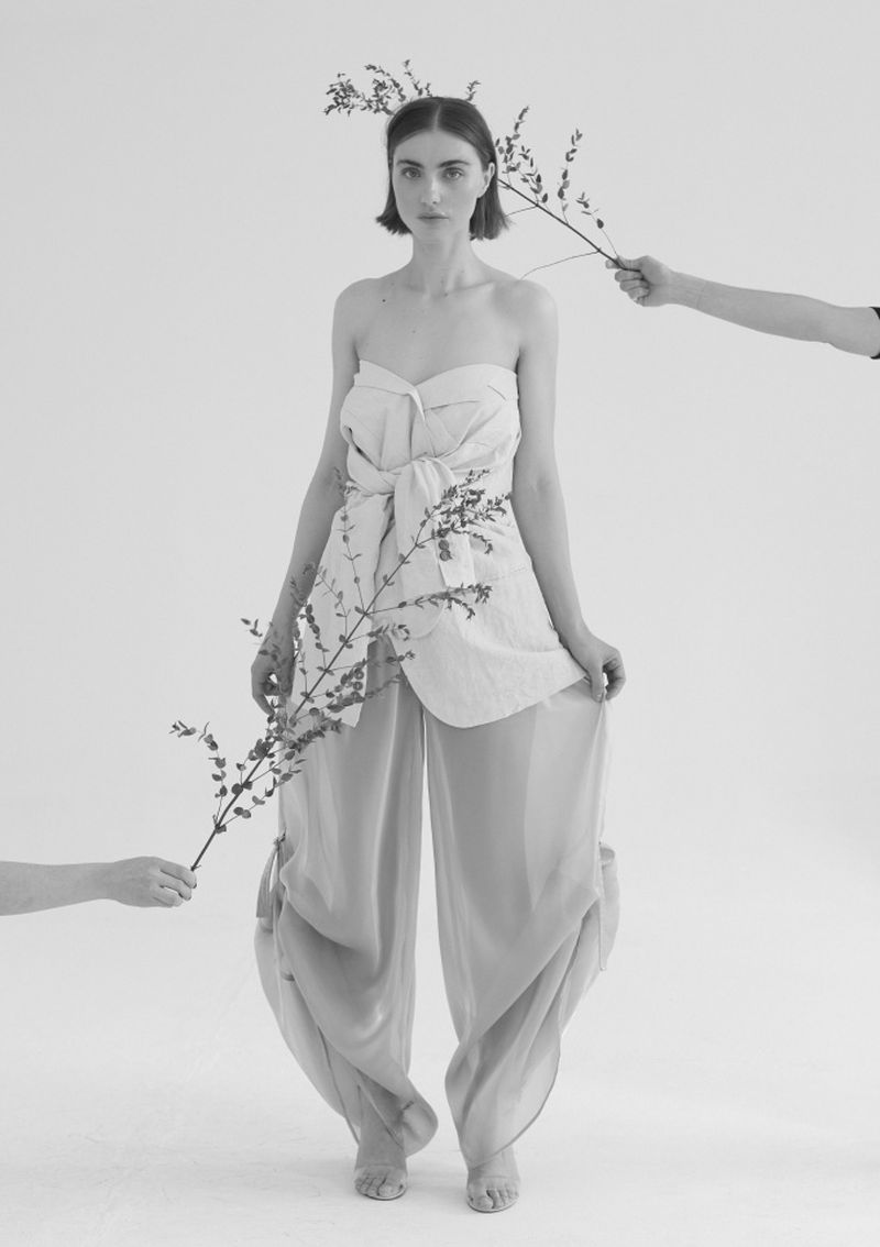 Mirage (L'Officiel Lithuania)