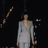 Givenchy F/W 1999 Show (Givenchy)